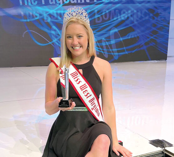 D&E senior competes in pageant | News, Sports, Jobs - The Intermountain